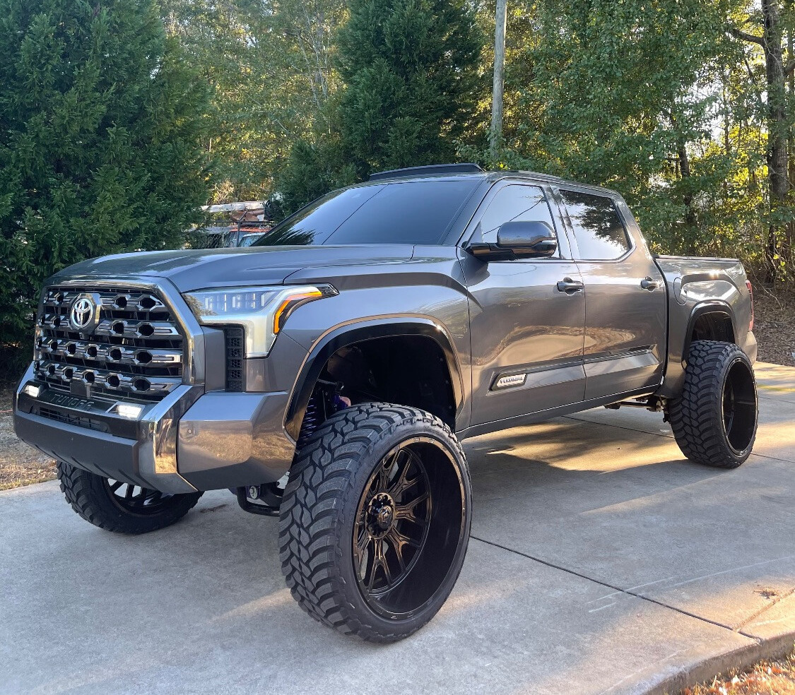 Best Suspension Kits for a Toyota Tundra | Custom Offsets