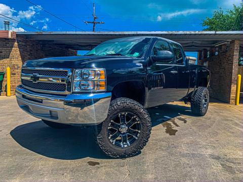 What Wheels and Tires Fit a Second Generation Chevy Silverado 1500 ...