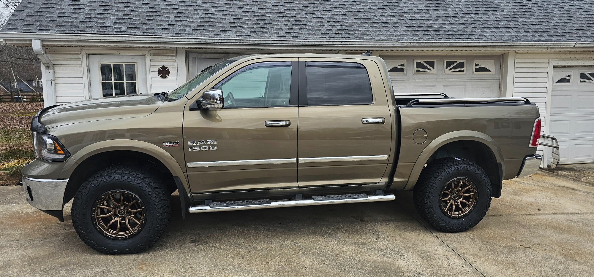 What Wheels and Tires Fit a Fourth Generation Ram 1500? | TrailBuilt ...