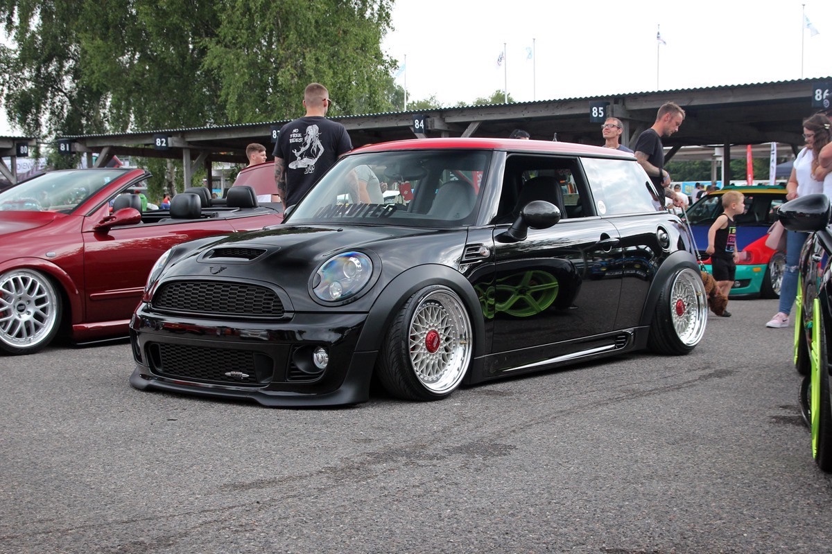 What Wheels and Tires Best Fit A Mini Cooper S? | Fitment Industries