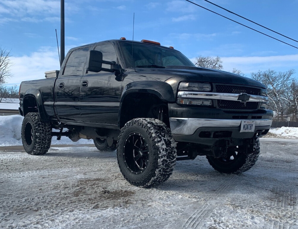 What Wheels and Tires Fit a First Generation Chevy Silverado 2500 ...