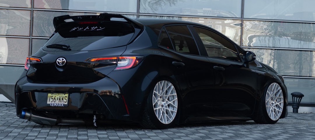 What Wheels and Tires Best Fit The Toyota Corolla XSE Hatchback ...