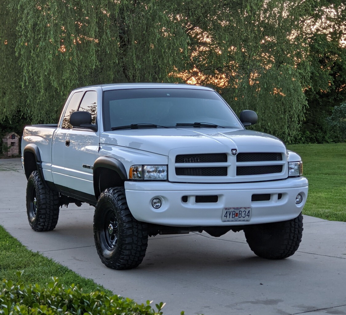 What Wheels and Tires Fit a Second Generation Dodge Ram 1500 ...
