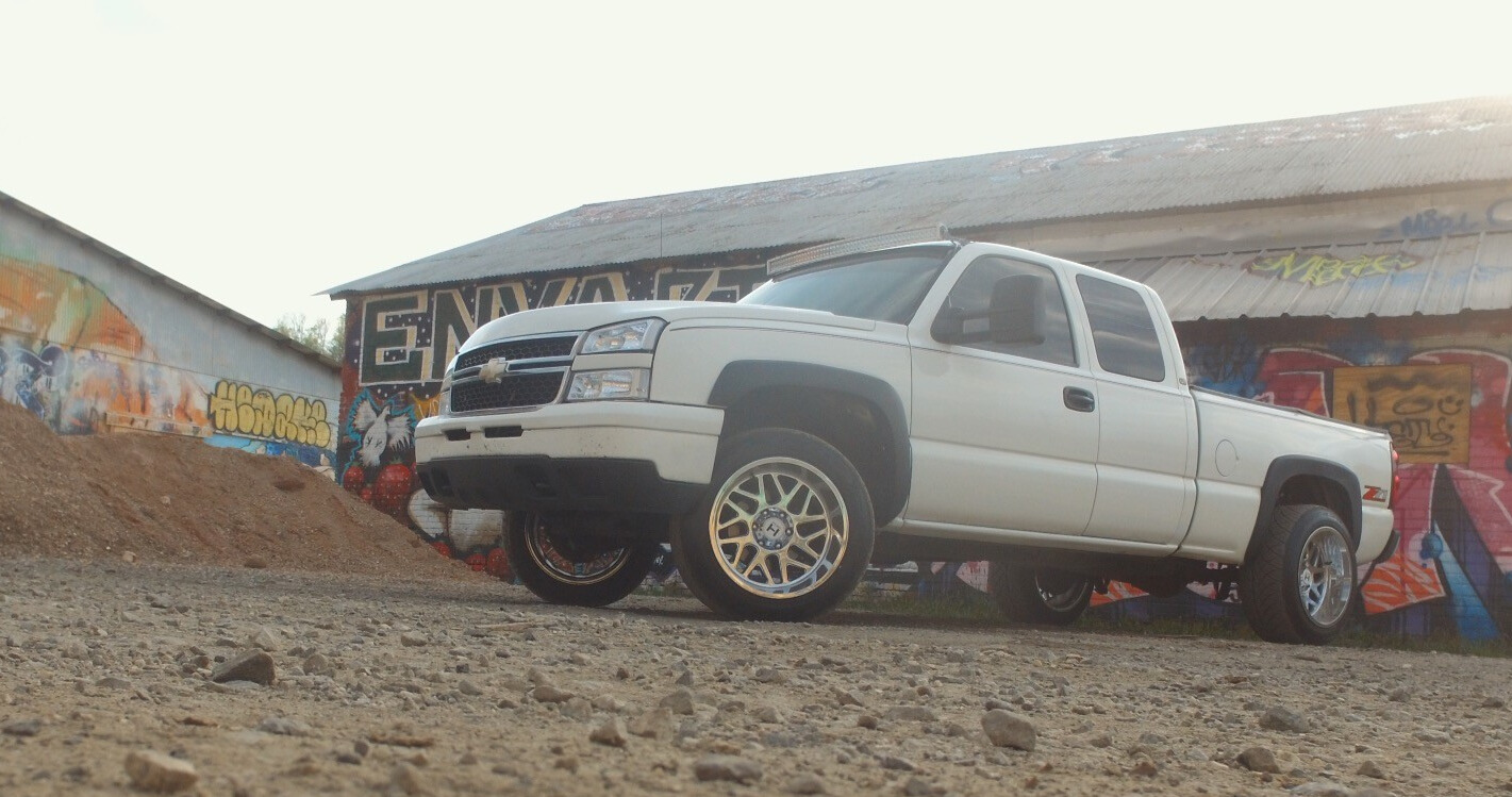 What Fits a Cateye Chevy? (Updated For 2025) | Custom Offsets