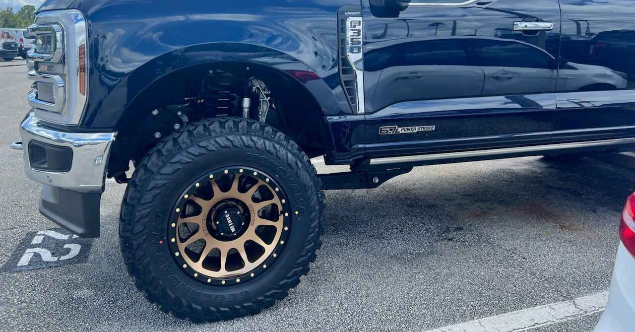 Top Exterior Mods to Take Your Ford F-350 To A New Level | Custom Offsets