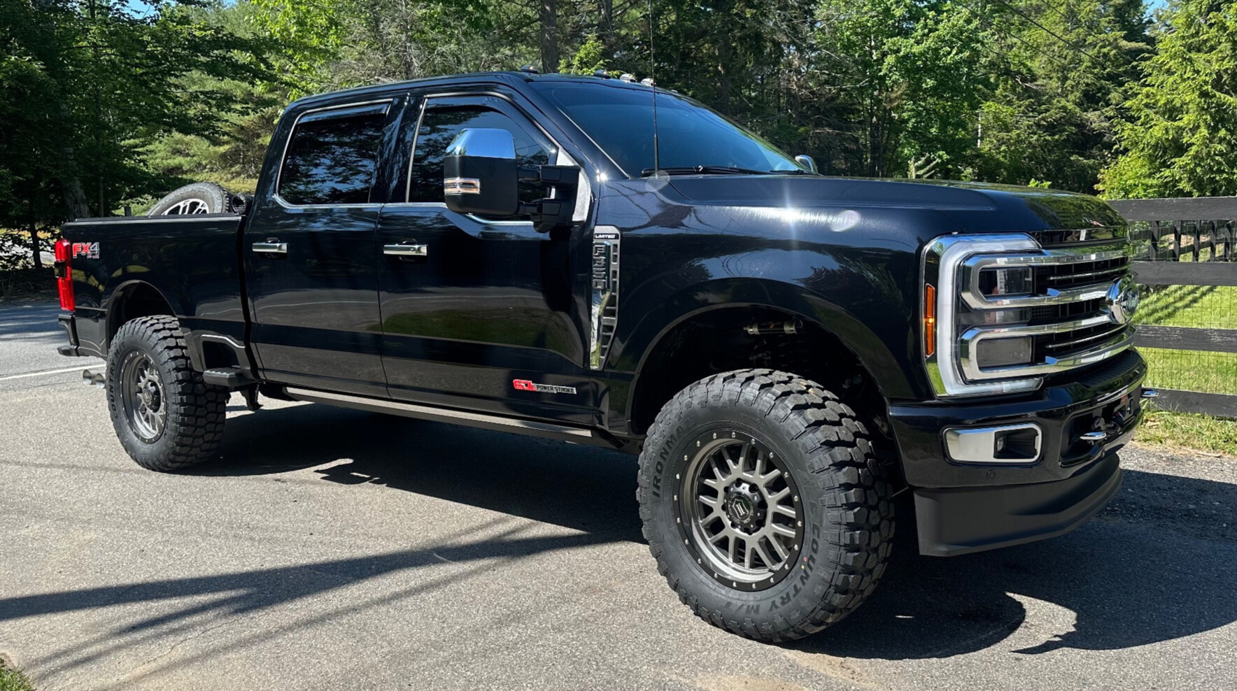 Common Issues with The Ford F-350 Super Duty and Mods to Solve Them ...