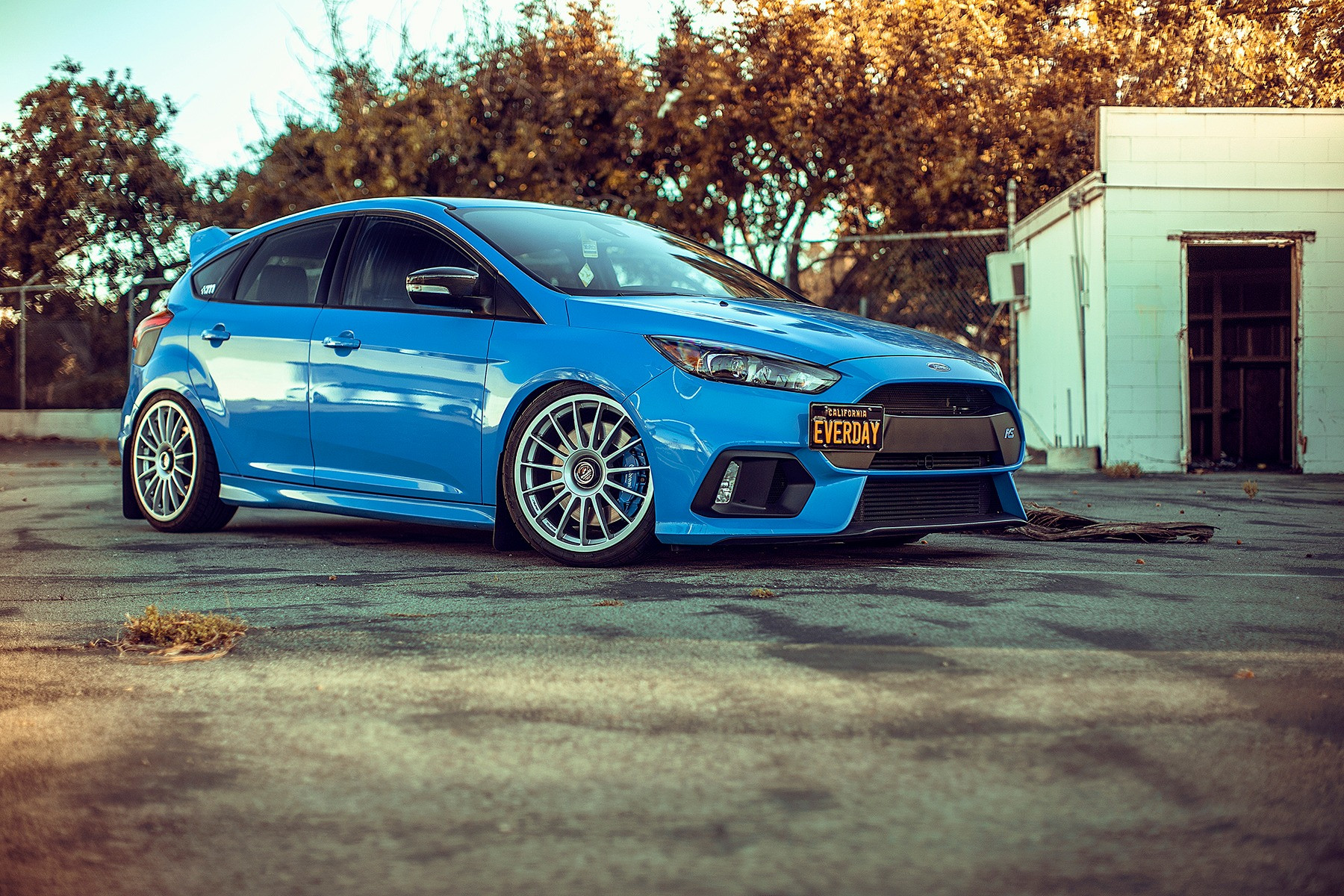 Focus RS vs. ST: Which Ford Hot Hatch Should You Build? | Fitment ...