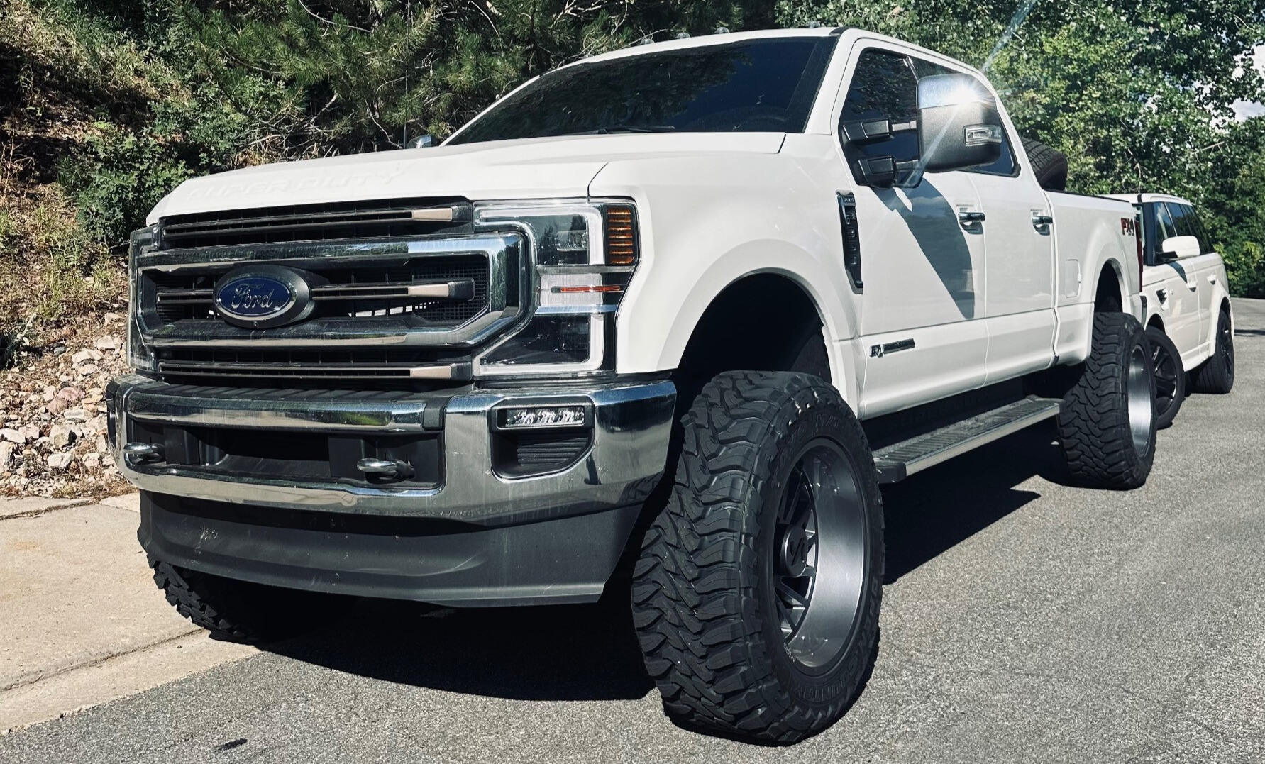 Top Exterior Mods to Take Your Ford F-350 To A New Level | Custom Offsets