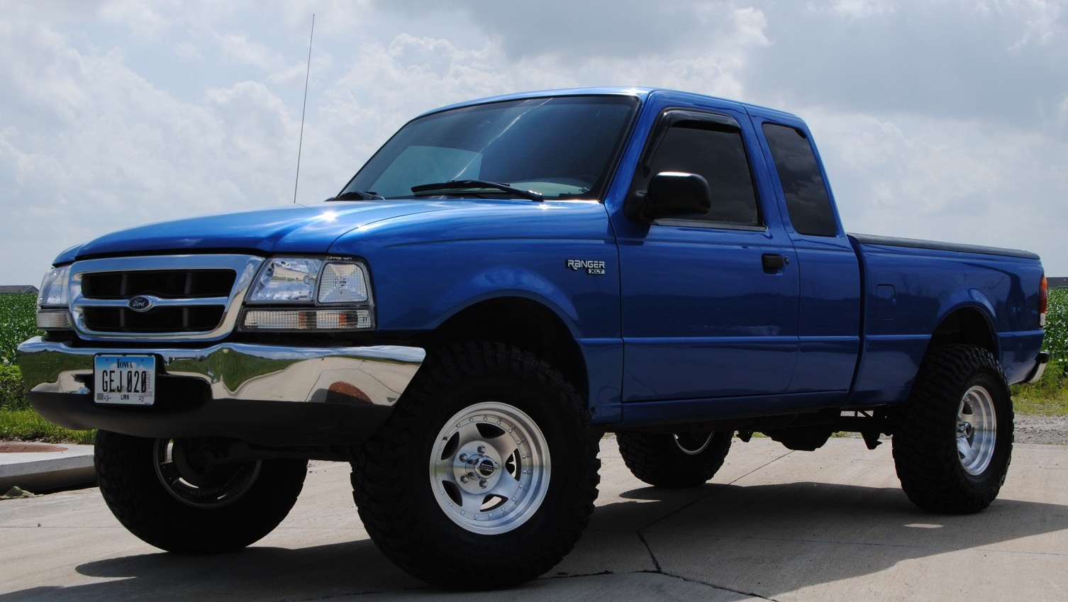 Should You Get American Racing Wheels For A Vintage-Style Truck Build ...