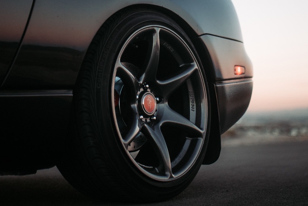 What Wheels and Tires Best Fit A Nissan 300ZX? | Fitment Industries