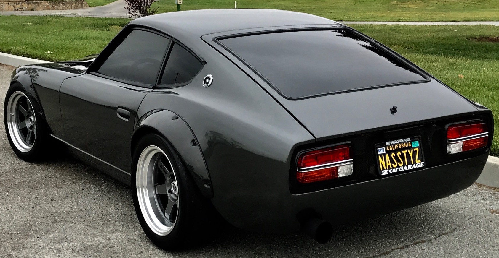 What Wheels Best Fit A Datsun 240Z and 280Z? | Fitment Industries