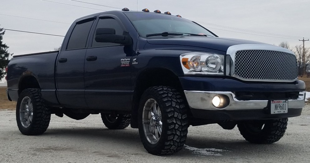 What Wheels and Tires Best Fit A Third-Generation RAM 2500? | Custom ...